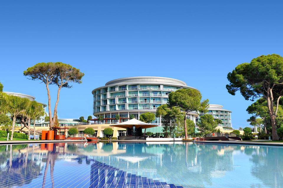 CALISTA LUXURY RESORT