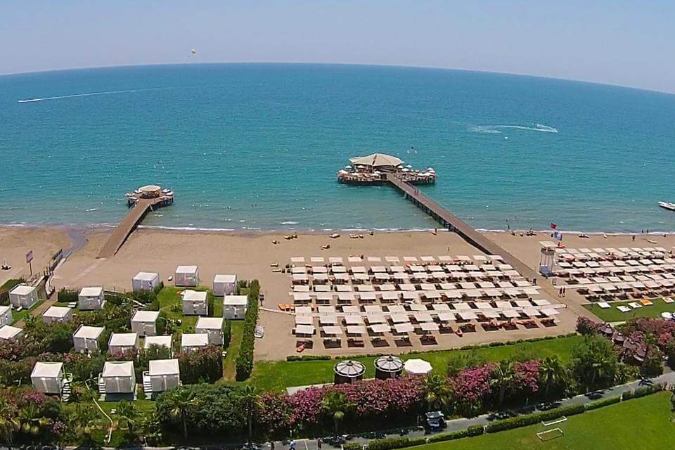 CALISTA LUXURY RESORT